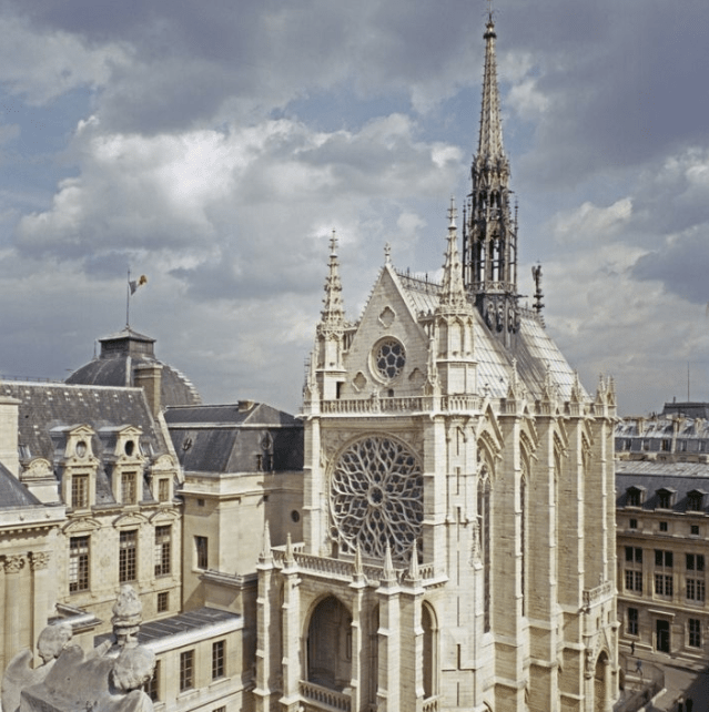 Medieval Marvels: The Sainte-Chapelle – Just History Posts