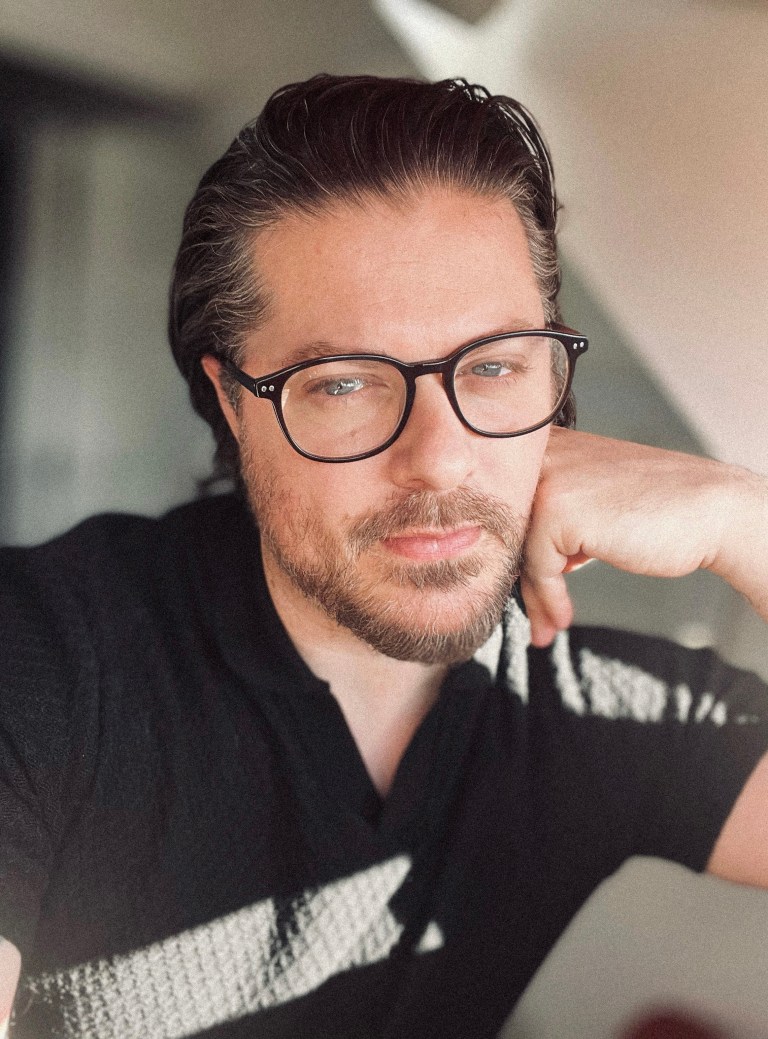 An Interview With: Leon Mitchell, Filmmaker and Author – Just History Posts